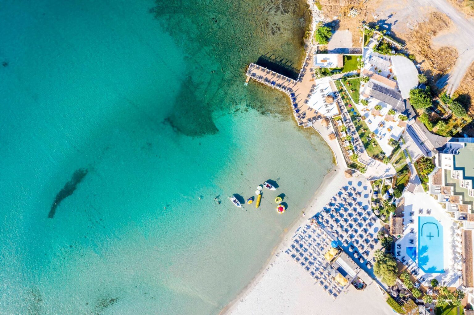 Alacati City Guide: Hotels, Beaches, and Bars l Teknevia